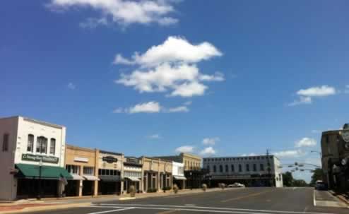 Henderson Texas travel, hotels, location, area towns, history